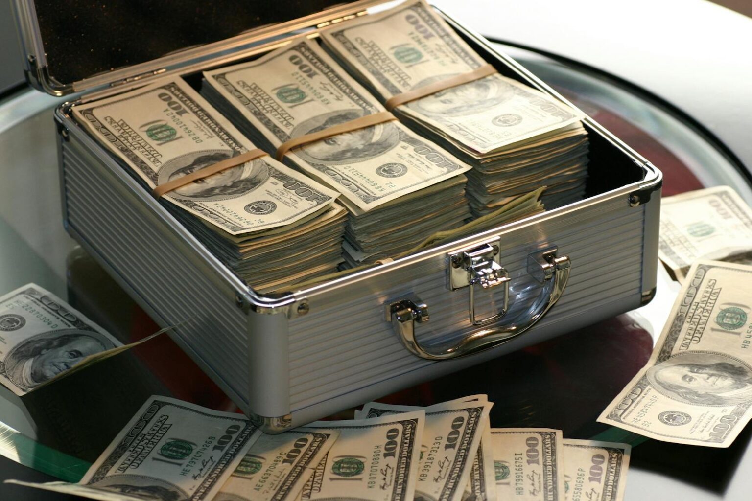 Can You Build a House with Cash? The Real Costs and Benefits ...